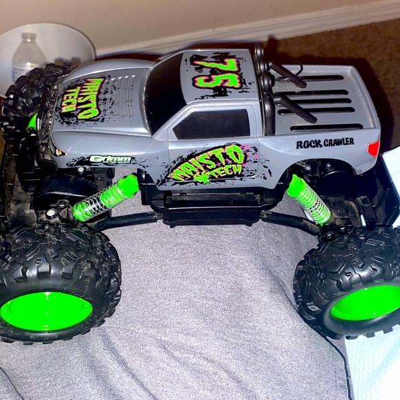 Toys | Maisto Rc 27mhz 3channel Rock Crawler Radio Control Vehicle ...